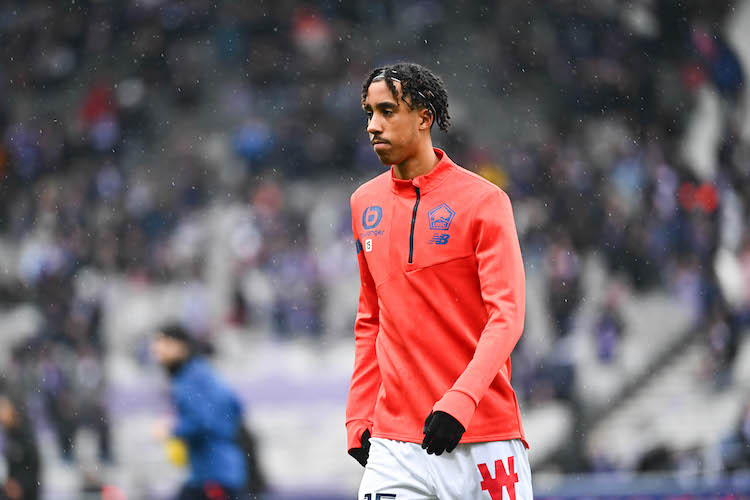 Leny Yoro : Le Real Madrid grille la politesse au PSG Leny Yoro : Le Real Madrid grille la politesse au PSG