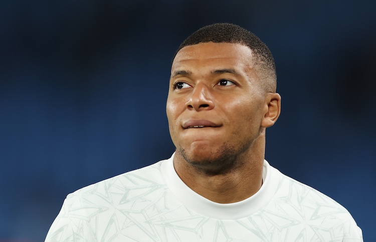 "Mbappé est comme 007, il a une licence pour ne pas courir"